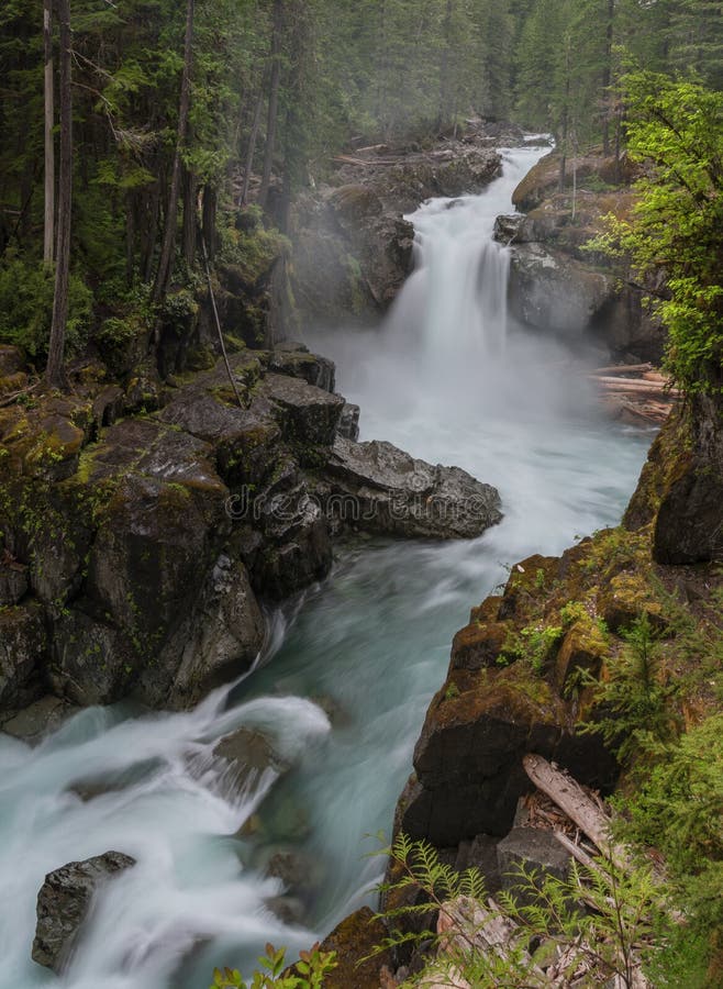 Silver Falls in Mt Rainier NP Stock Photo - Image of rocks, beautiful ...