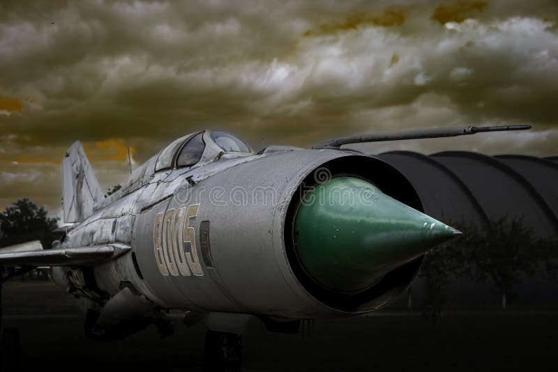Silver fighter jet editorial image. Image of white, science - 257612875