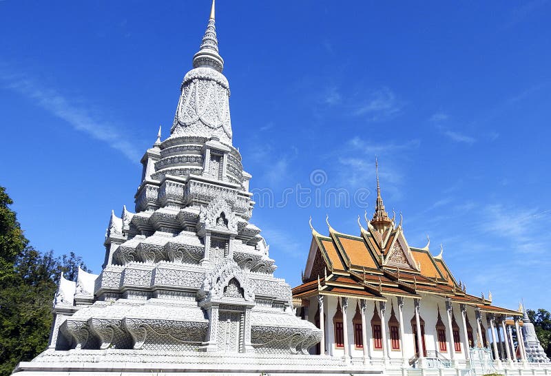 Silver Pagoda in Phnom Penh, Cambodia Stock Image - Image of religion ...