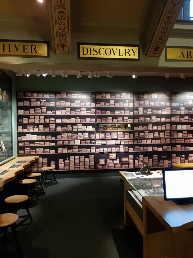 Silverware editorial photo. Image of museum, kensington - 133612866