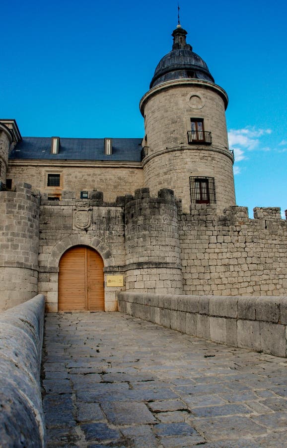 Simancas, Spain. 04/12/2008.Simancas Castle Editorial Stock Image ...