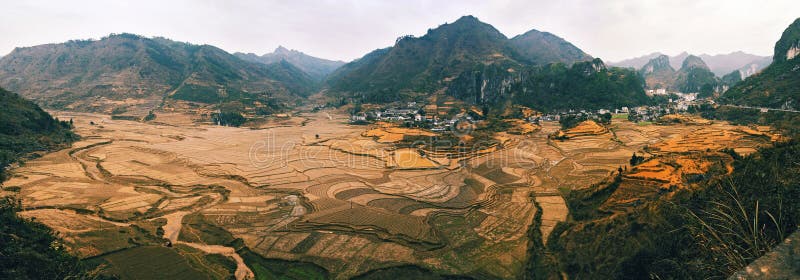 Simeng Countryside stock photo. Image of grass, cloud - 6992494