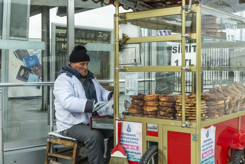 Simit Seller in Uskudar Istanbul Editorial Stock Photo - Image of april ...