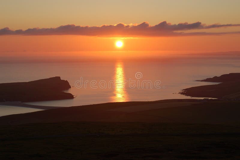 Simmer Dim sunset stock photo. Image of seascape, reflections - 934380