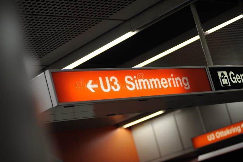 Simmering U3 - Subway Station Stock Image - Image of train, clean: 22449487