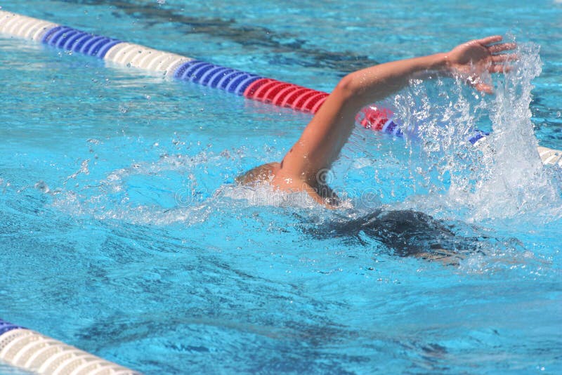 Simning arkivfoto. Bild av athenen, färgstänk, baddräkt - 7620940