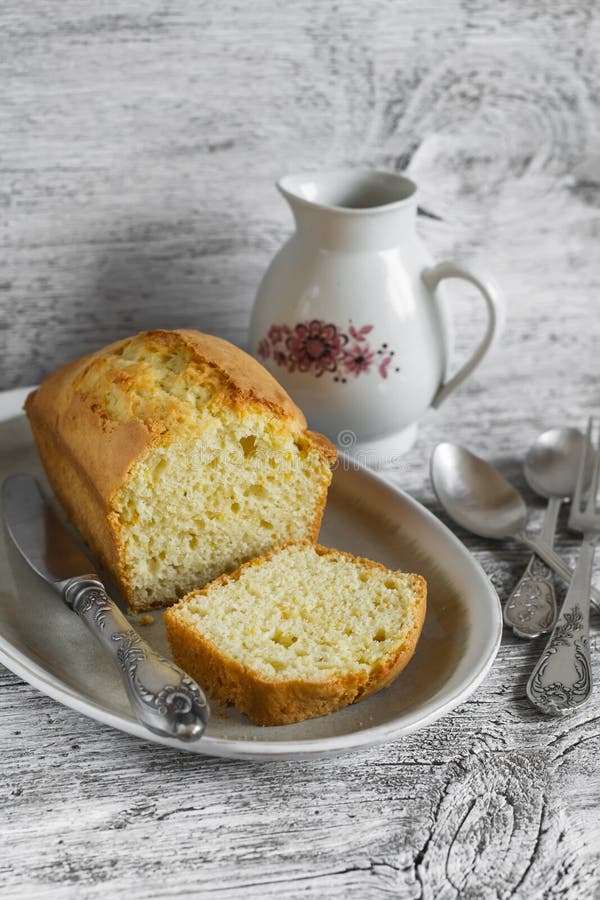 1,862 Oval Cake Stock Photos - Free & Royalty-Free Stock Photos from ...