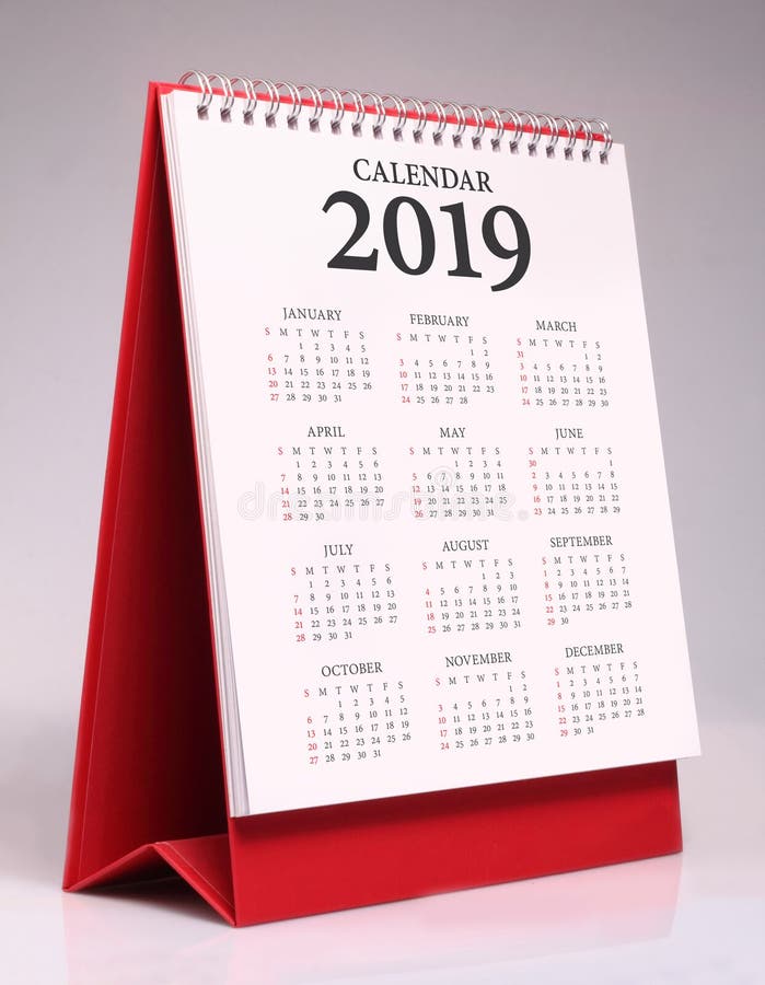 Simple desk calendar 2019 stock photo. Image of date - 135362620