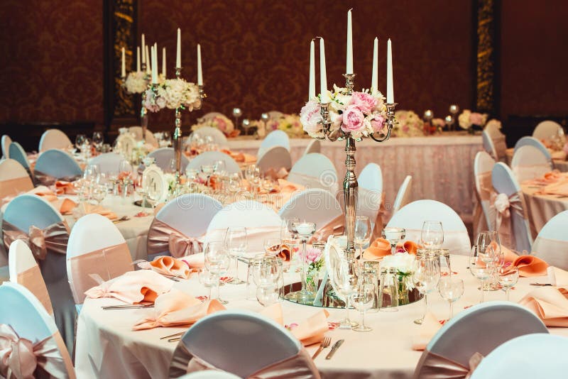 Simple and Elegant Wedding or Festive Table Setting. Beige Colors Stock ...