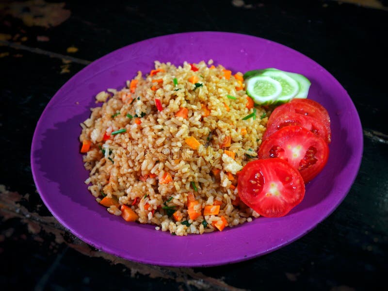Simple Fried Rice with Vegetables. Delicious and Healthy Fried Rice ...