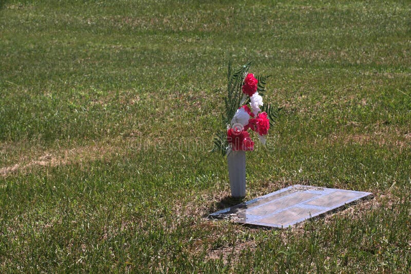 Simple Grave stock photo. Image of peace, dead, dear, memorial - 822966