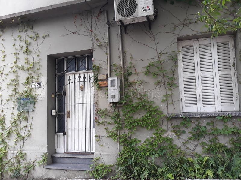 A nice home editorial stock photo. Image of house, nice - 128698303