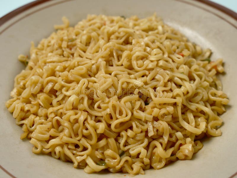 Simple Instant Fried Noodles, Ready To Eat Stock Image - Image of ...