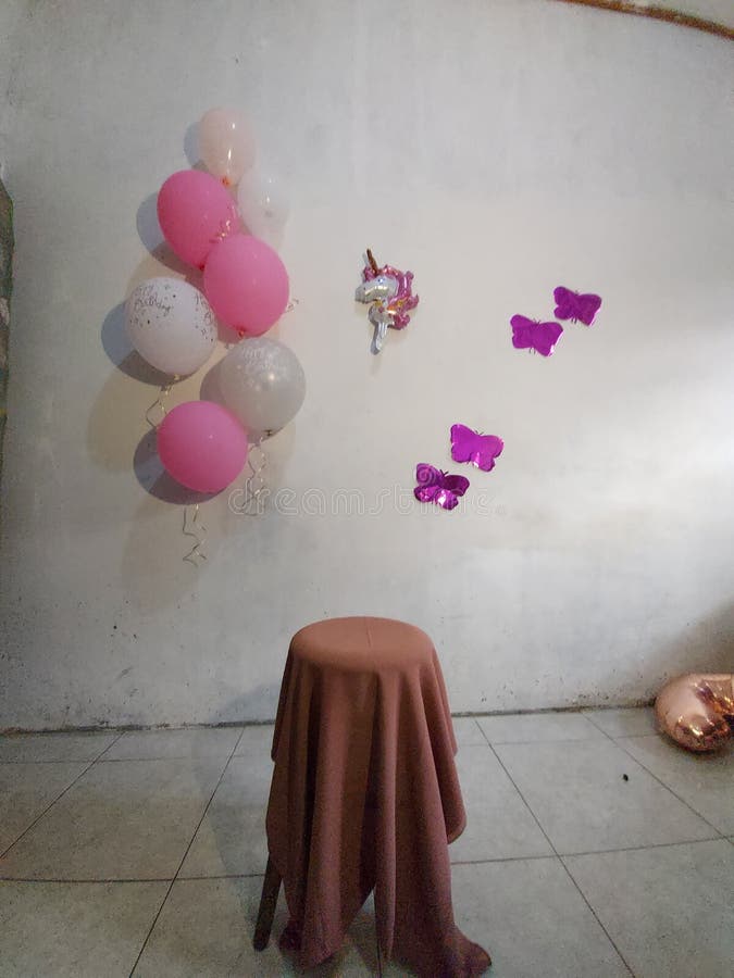 A Simple yet Memorable Birthday Concept Stock Image - Image of violet ...