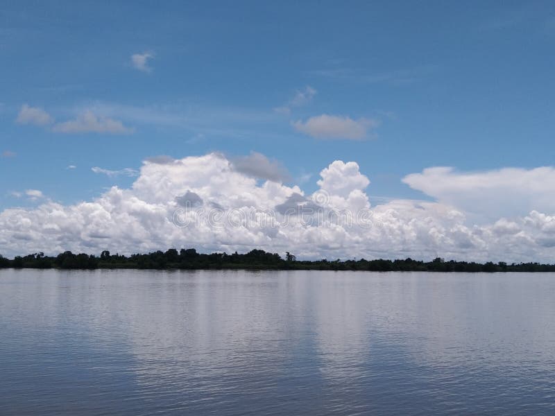 Simple Photo of Sea and Blue Sky Stock Photo - Image of cloud, ocean ...