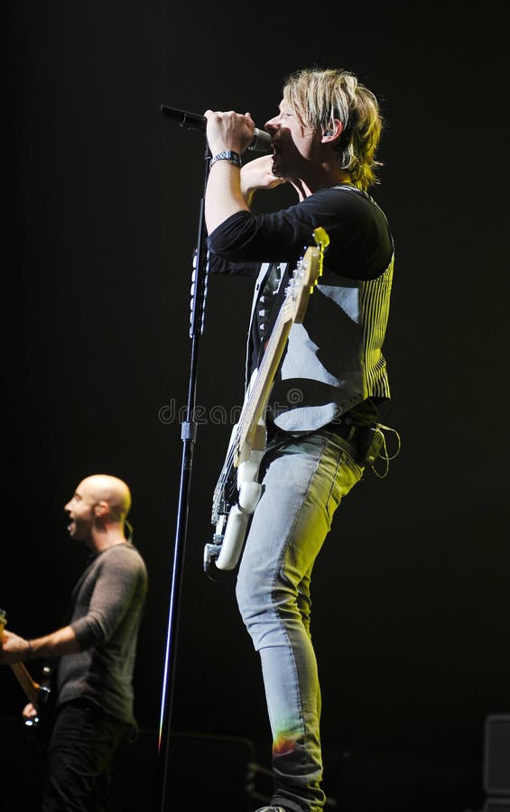 Simple Plan editorial stock image. Image of concert, david - 23044764