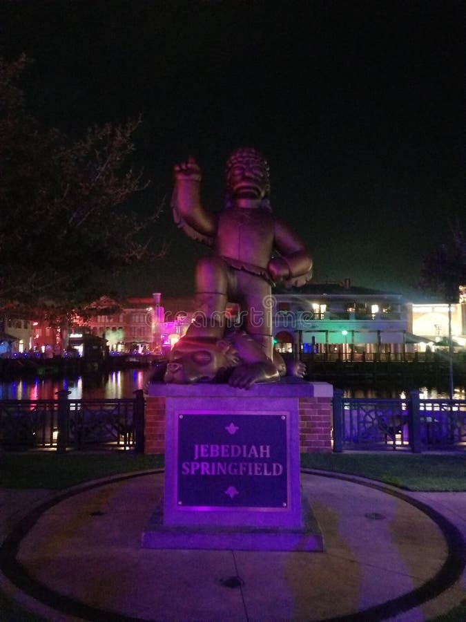 Simpsons Statue at Universal Studios Orlando Editorial Photo - Image of ...