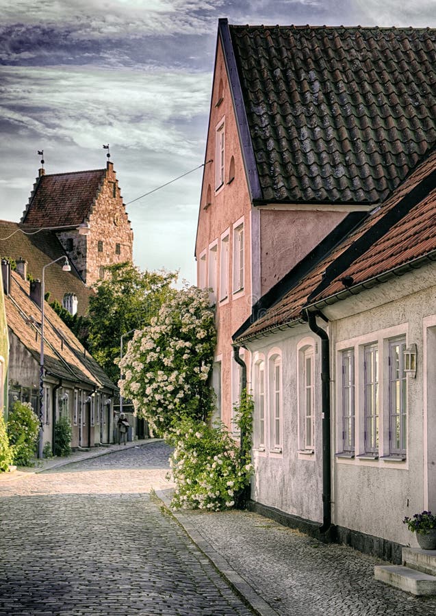 Simrishamn Street Scene editorial stock image. Image of osterlen - 83998569