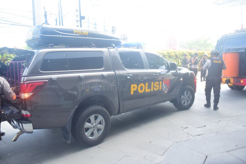 Simulation of Bomb Security in Hotel Crown Semarang Editorial Image ...