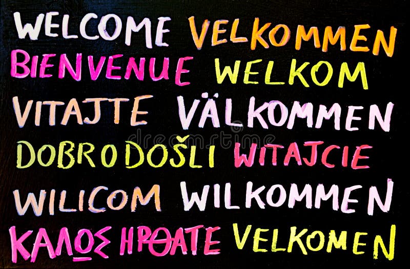 Sinal Bem-vindo Multilingue Imagem de Stock - Imagem de acolhendo, foto ...