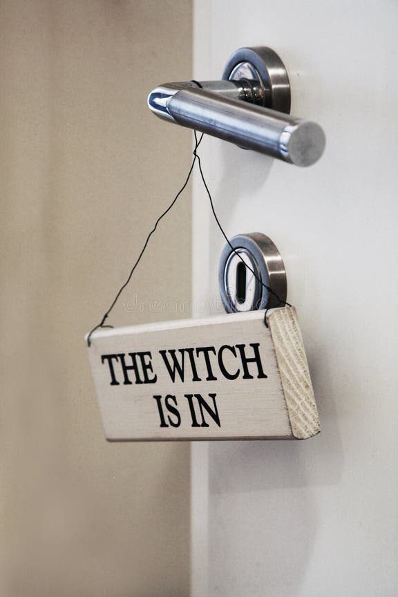 Sinal da porta imagem de stock. Imagem de aviso, humor - 30685907