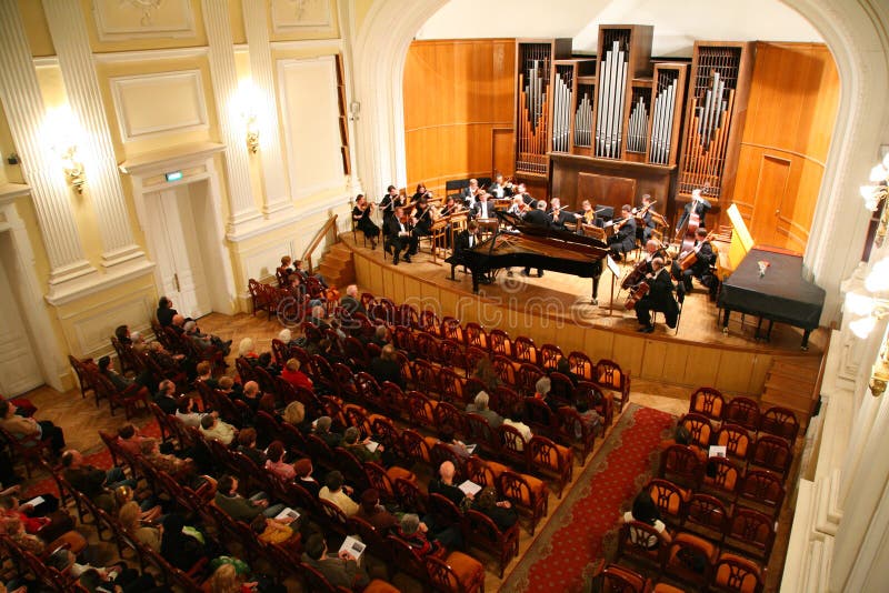 Sinfonía imagen de archivo. Imagen de sonido, popular - 2351527