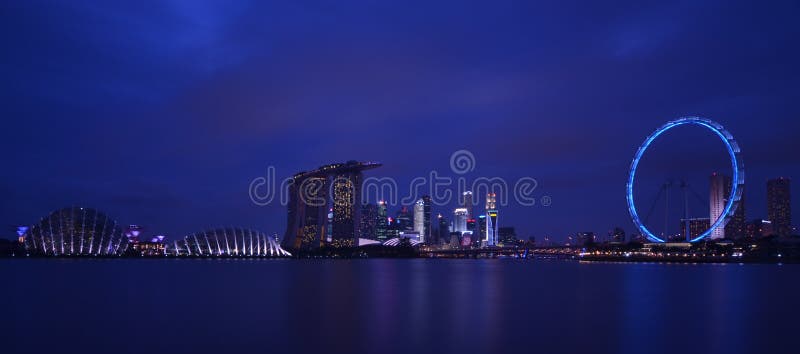 Singapore Blue Hour editorial photography. Image of city - 51065937