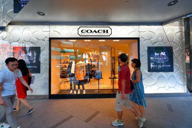 Singapore : Coach editorial stock image. Image of walking - 65707269