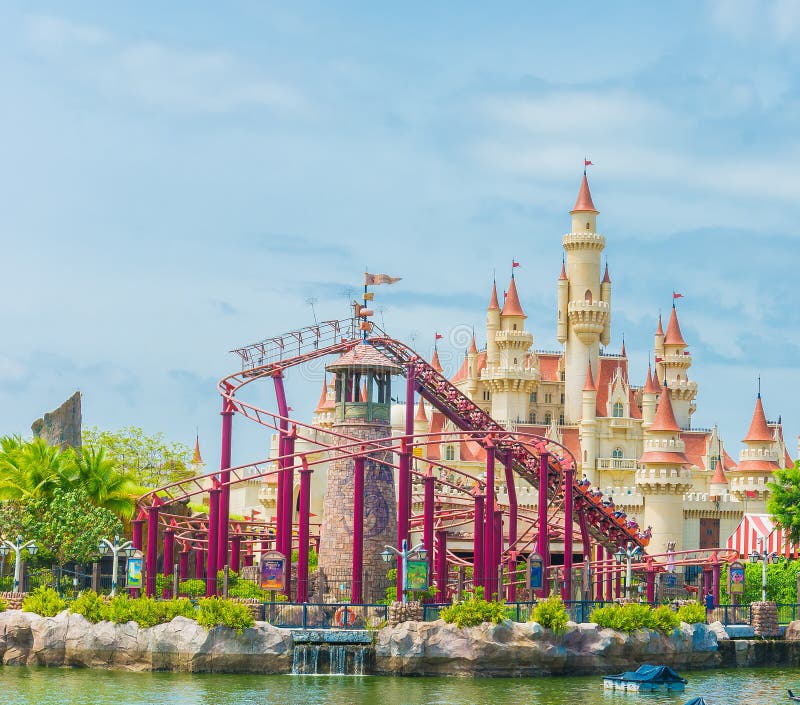 SINGAPORE-July 20 2015: Beautiful Castle and Roller Coaster in U ...