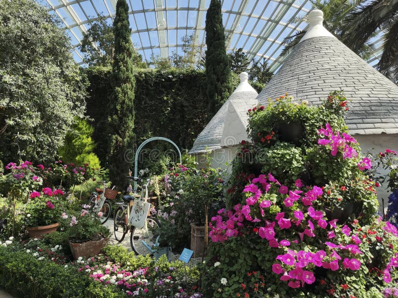 Decoration in the Flower Dome at Gardens by the Bay Singapore Editorial ...