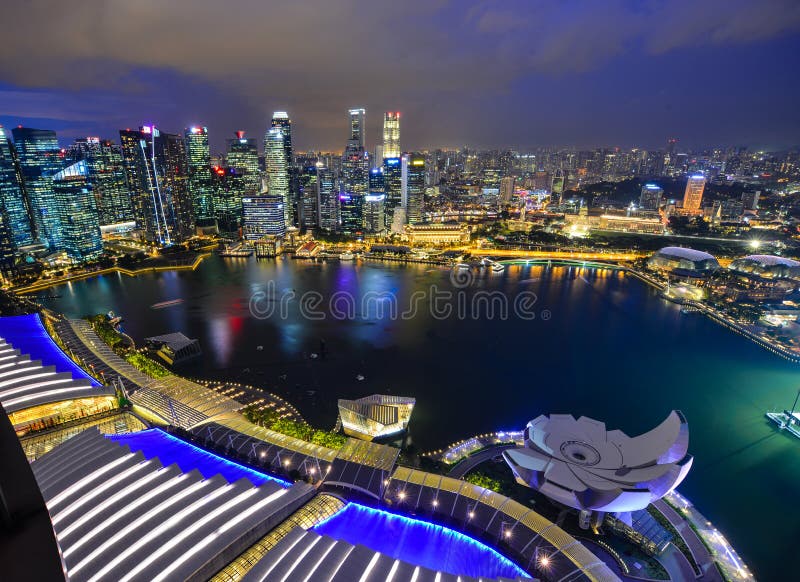 Singapore noc fotografia editorial. Obraz złożonej z sławny - 97743152