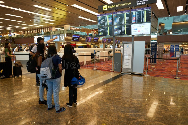 Flight Information Display System in Singapore Changi Airport Terminal ...