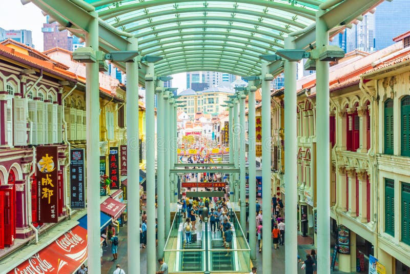 SINGAPORE, 2 OCTOBER 2019 Chinatown Main Street Editorial Image - Image ...