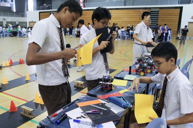 Singapore - OCTOBER 14, 2016: Science and Technology Challenge Nanyang ...