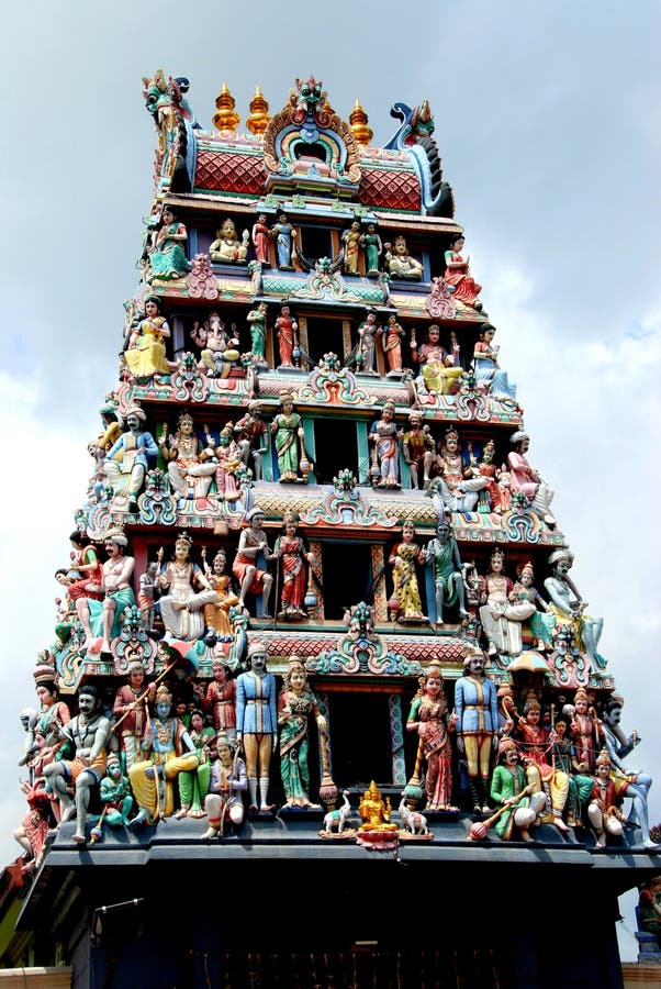 Singapore: Sikhara Tower at Sri Mariamman Temple Stock Photo - Image of ...