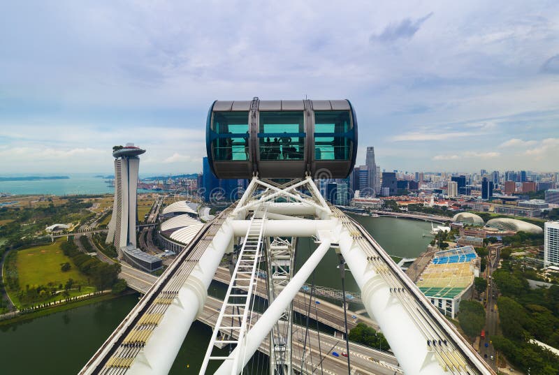 Singapore wheel flyer stock photo. Image of buildings - 131068776