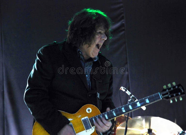 Singer and Guitarist Gary Moore Editorial Image - Image of metal, hyatt ...