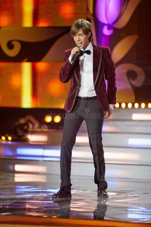 Singer Mark Tishman in Musical Program Editorial Photo - Image of ...