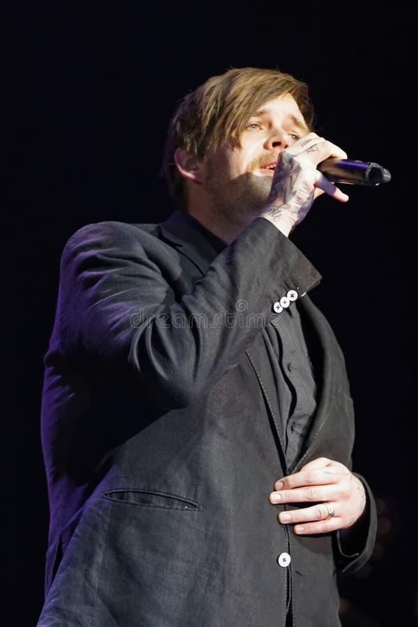 Singer - Nicholas Mueller editorial stock image. Image of proms - 28318974