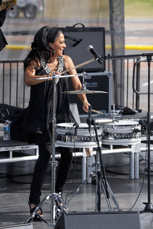 Singer Sheila E. redactionele stock afbeelding. Image of actrice - 35511799