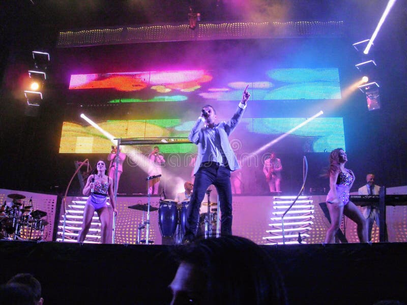 Camera Crew Filming Musicians on TV Set Editorial Photography - Image ...