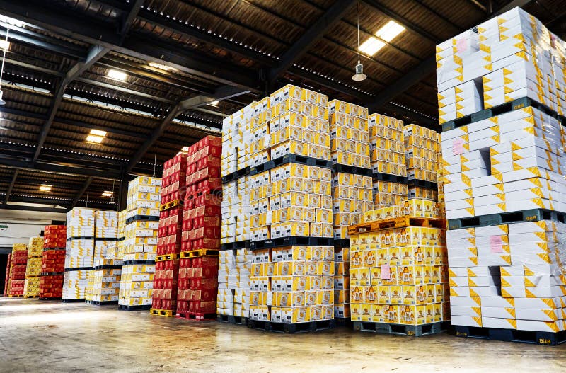 Singha Beer Company Warehouse Editorial Photography - Image of loading ...