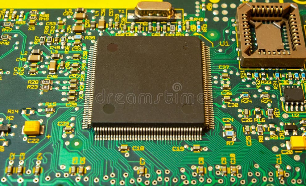 Single-chip Controller on Circuit Board. Stock Photo - Image of ...