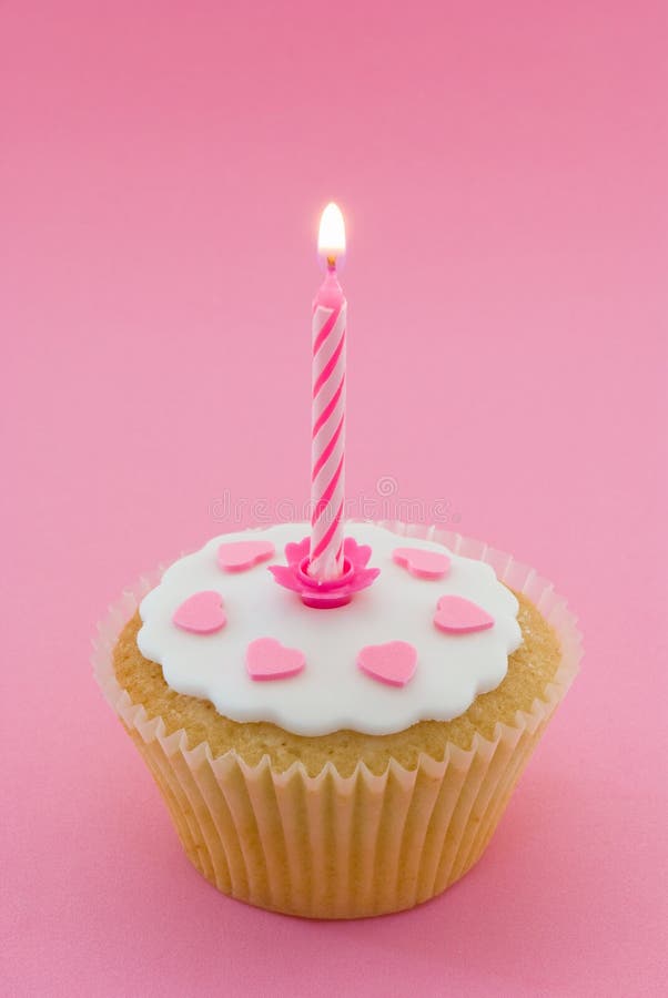 Single Cupcake stock photo. Image of sponge, cake, icing - 6721454
