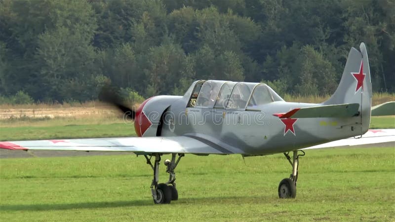 Single Engine Airplane on a Grass Runway Stock Video - Video of airshow ...