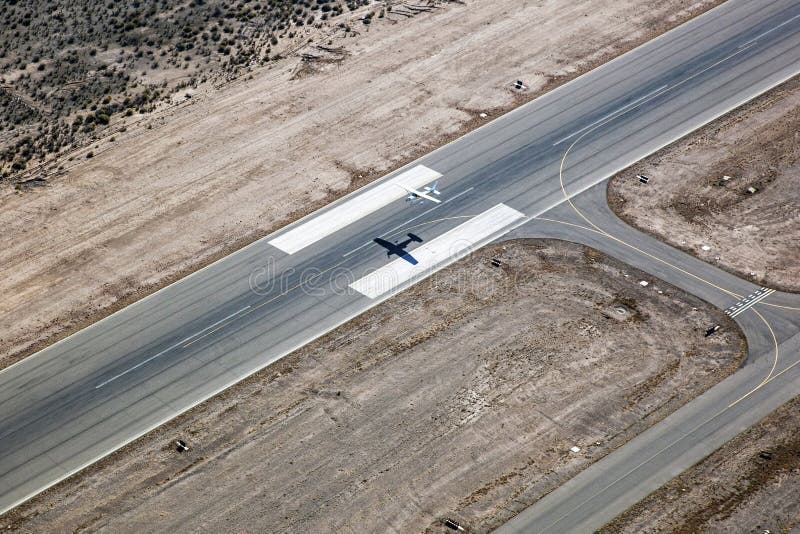 Single engine plane stock image. Image of landing, elevation - 28432169