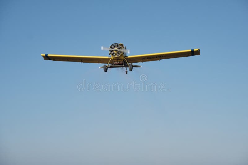 Single-engine Propeller Airplane Flying in a Perfectly Clear Blue Sky ...