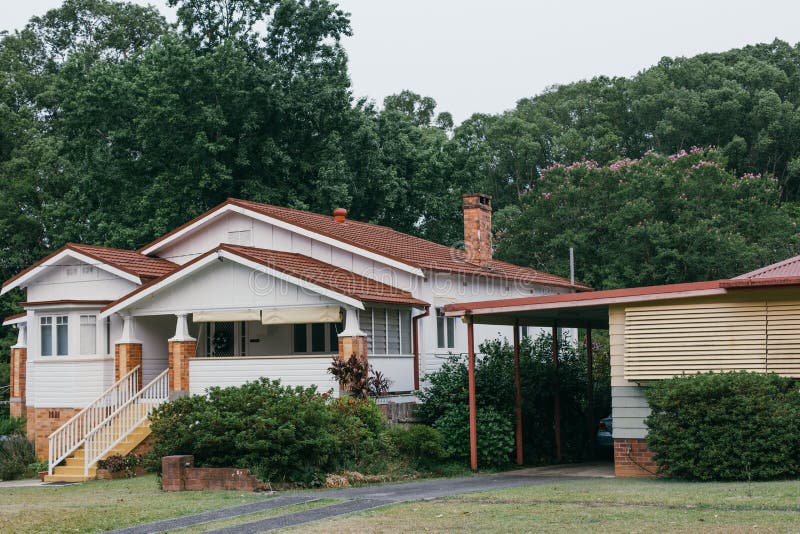 Single family modern house stock photo. Image of trees - 165767420
