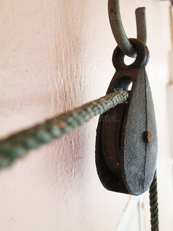 Single Fixed Pulley (aside) Stock Image - Image of wheel, close: 58109791