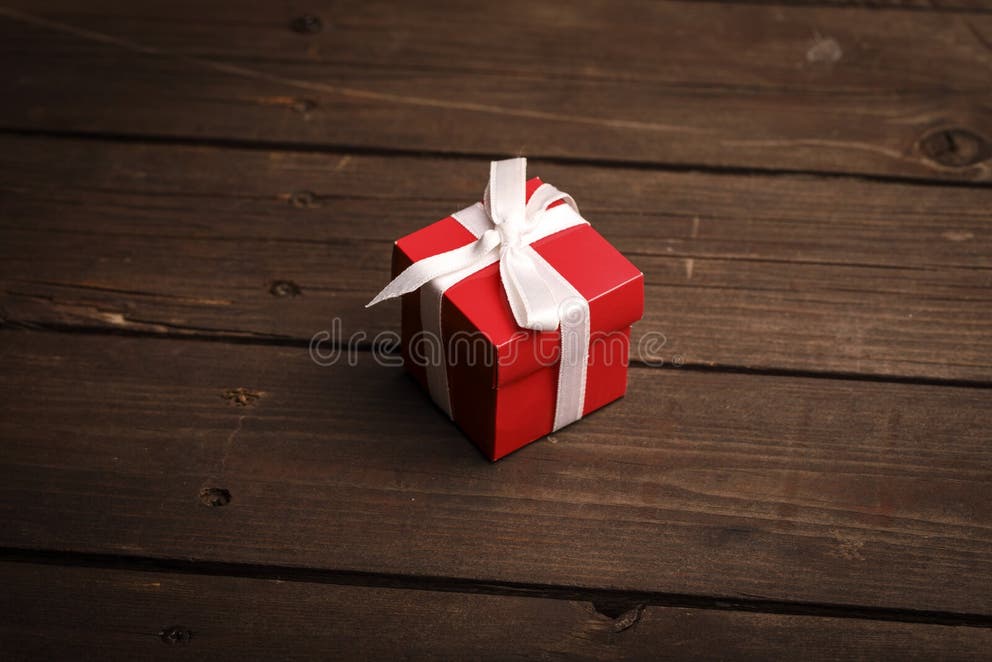 Single gift box stock image. Image of dark, christmas - 126917921